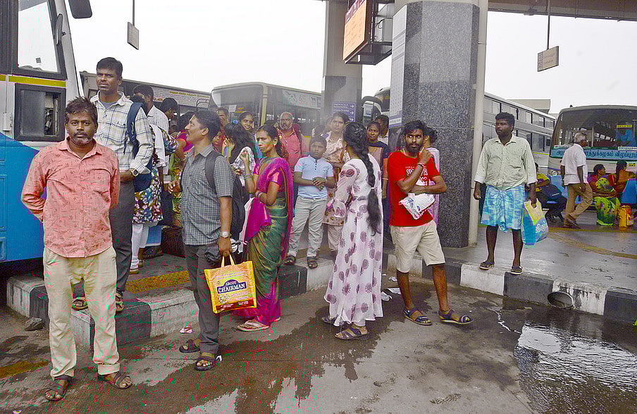 கிளம்பாக்கம் அல்ல கிளர்ச்சிப்பாக்கம்! தவெக கண்டனம்! Kilambakkam bus ...