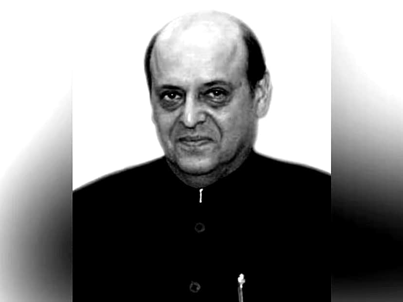 முன்னாள் தலைமைத் தேர்தல் ஆணையர் நவீன் சாவ்லா காலமானார்
