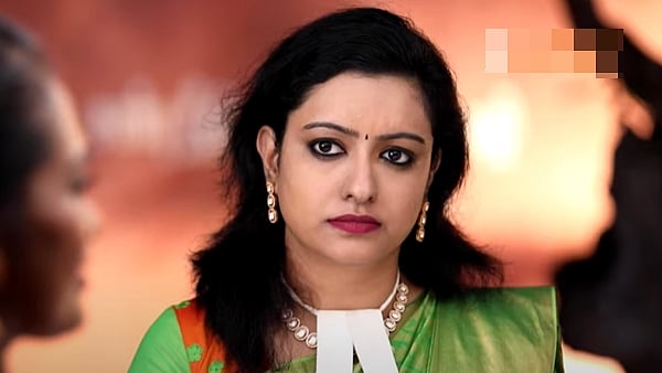 நீண்ட இடைவேளைக்குப் பிறகு... சின்ன திரையில் மீண்டும் நிஷா! nisha ...