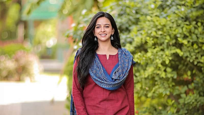 அன்னம் தொடரிலிருந்து விலகிய திவ்யா கணேசன்! பிக் பாஸ் செல்கிறாரா? divya ...