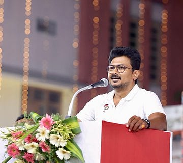 மத்திய அரசுப் பணிகளில் சேரும் தமிழக மாணவா் எண்ணிக்கை அதிகரிப்பு: துணை ...