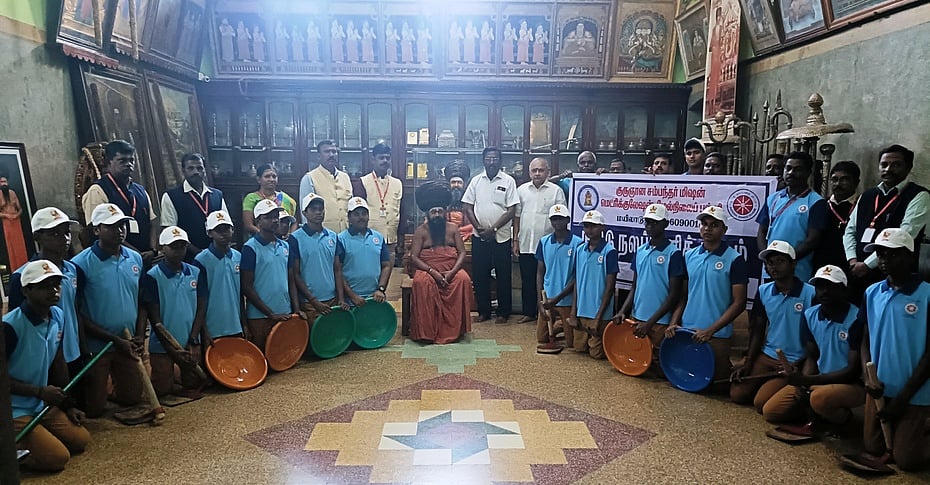 என்.எஸ்.எஸ் முகாம்: தருமபுரம் ஆதீனம் தொடங்கிவைத்தாா்