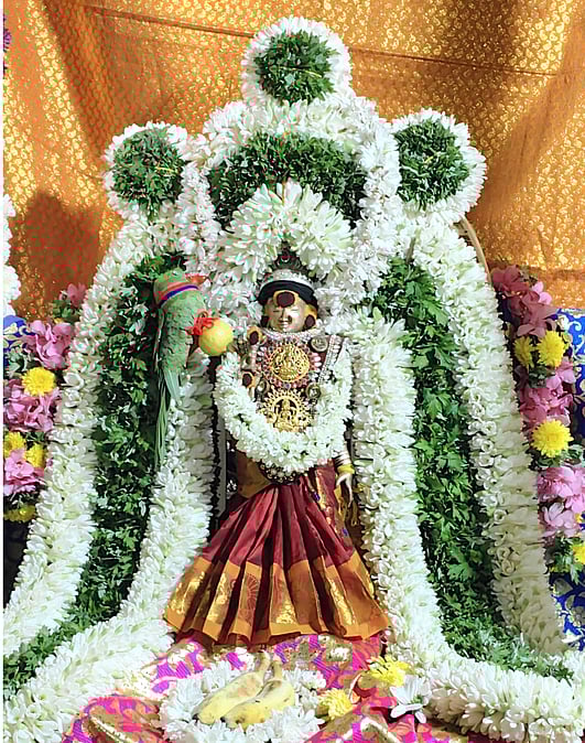 பெரியநாயகியம்மன் கோயிலில் பொன்னூஞ்சல் விழா