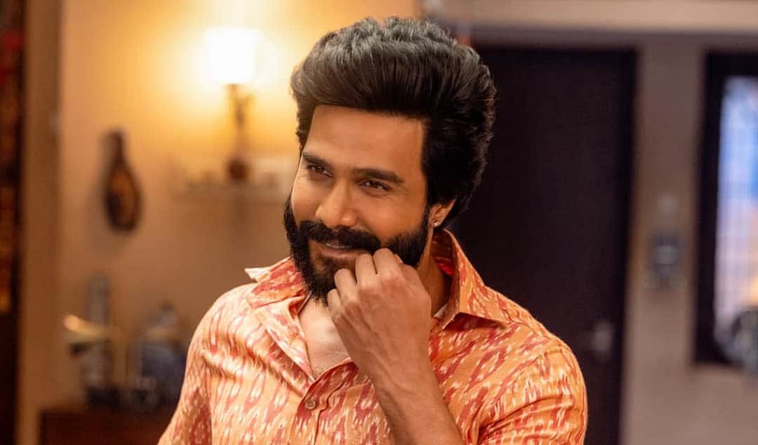 பெரிய முன்வெளியீட்டு வணிகத்தைச் செய்த கட்டா குஸ்தி - 2! gatta kushthi 2 ...