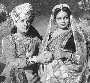 Early days of MGR's life...|எம்ஜிஆரின் ஆரம்பகால வாழ்க்கை...