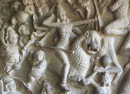 பெண்ணின் பெருந்தக்க யாவுள - தினமணி