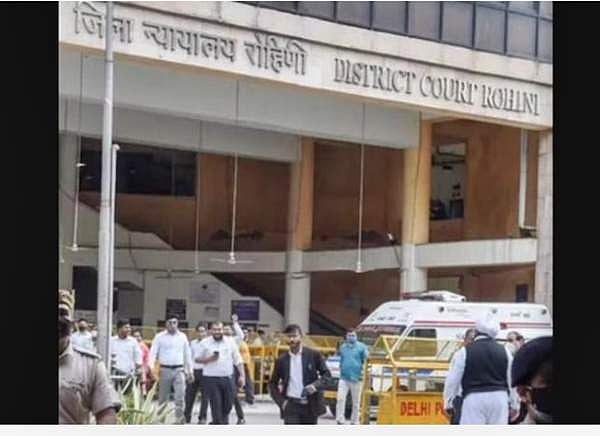 Fire breaks out at Rohini Court